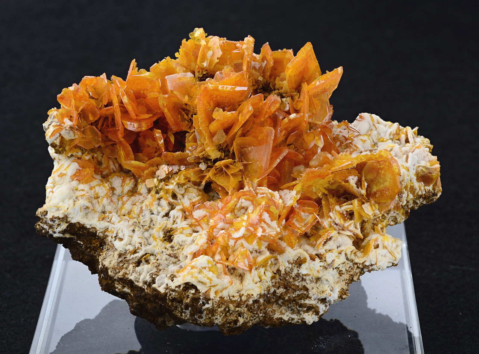 Wulfenites from Iran - Anton Watzl Minerals
